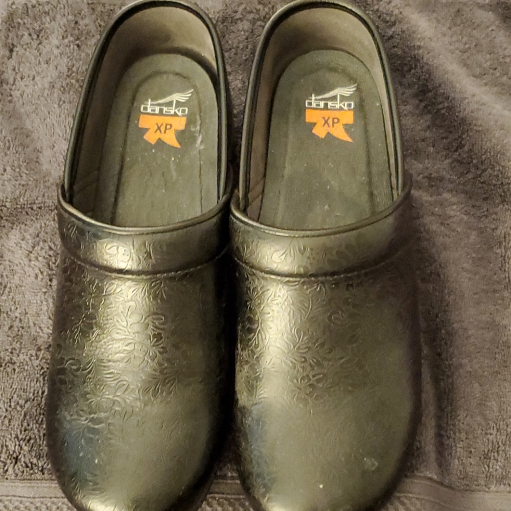 Dansko Nursing Shoes - Gem